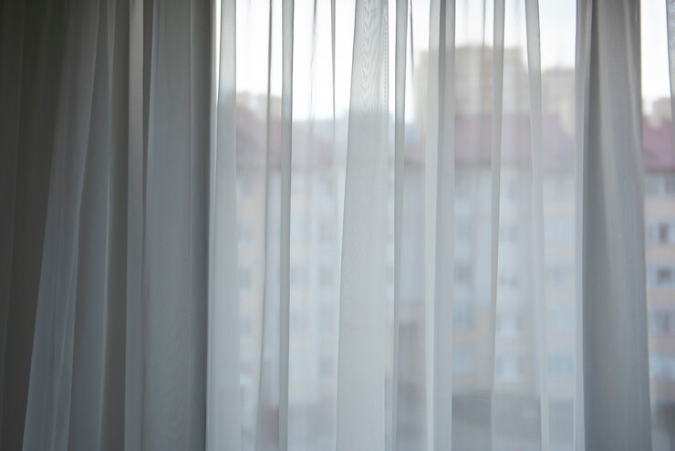 Transparent Curtains for Windows: Enhance Beauty and Practicality